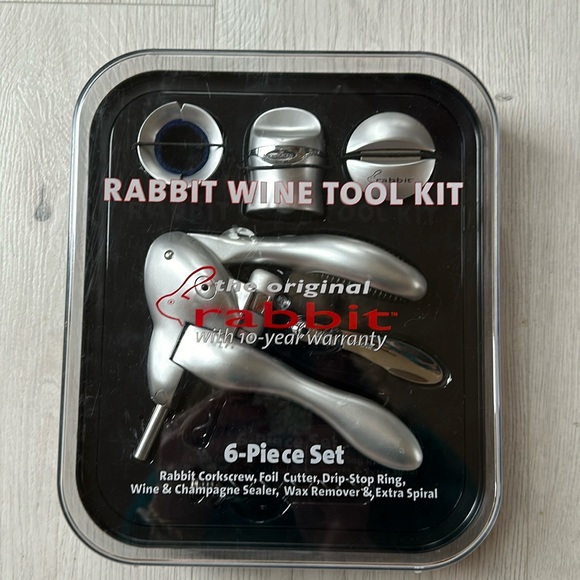 Rabbit | Kitchen | Rabbit Wine Tool Kit With Aerator | Poshmark